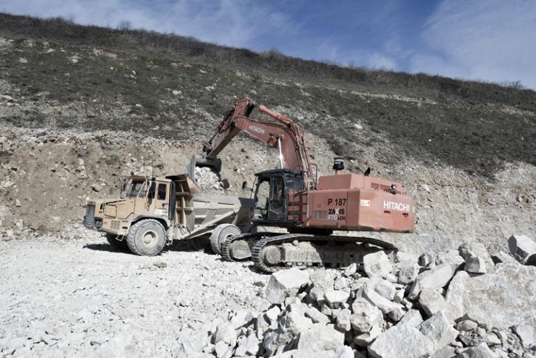 Engin de chantier - Emeris Formation